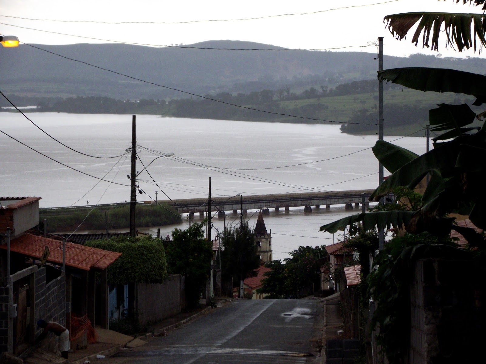 OS MELHORES LUGARES PARA AS GRANDES AVENTURAS : MACAIA / MG - IGREJA