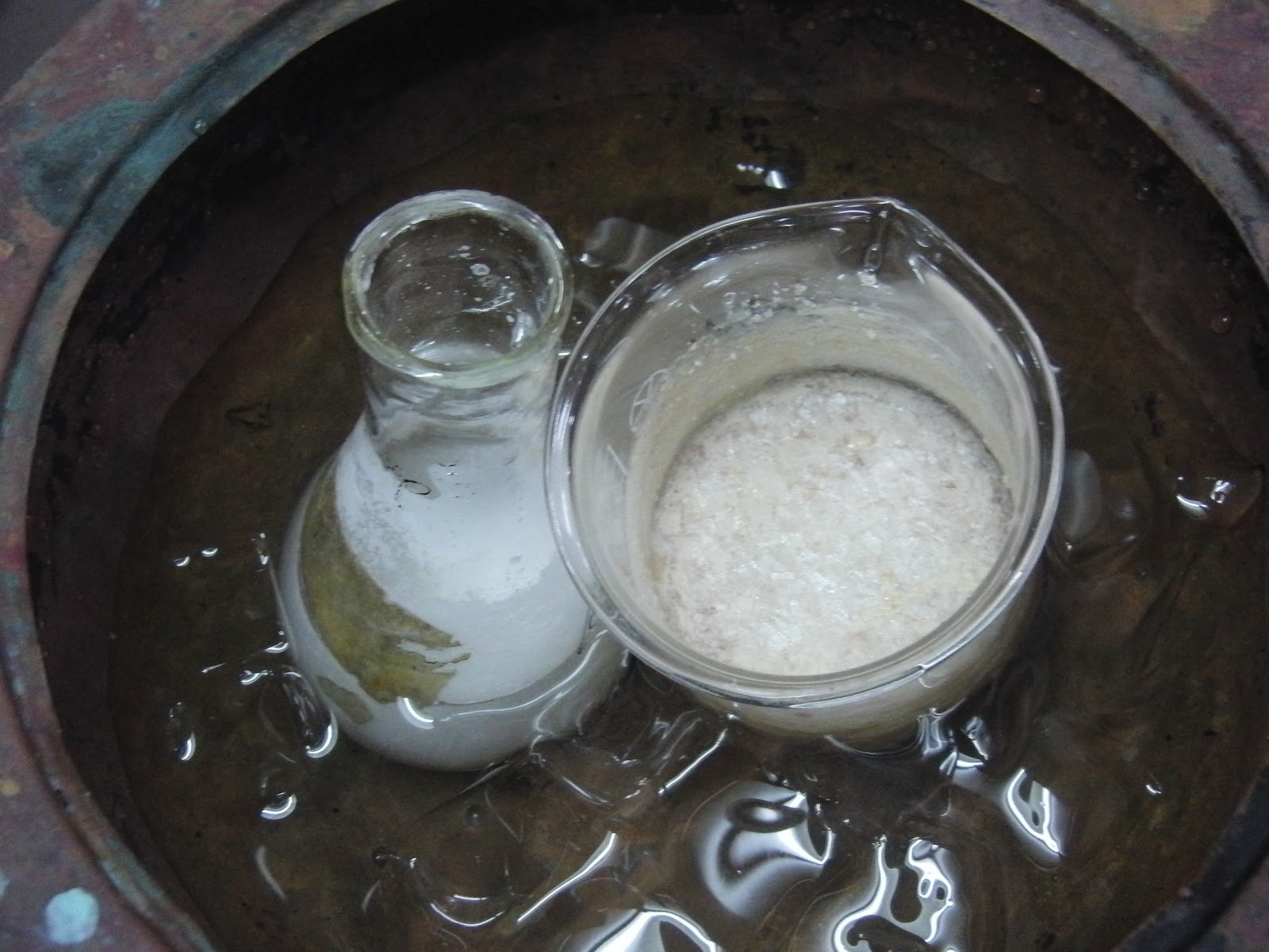 Lu Le Laboratory: Extraction - Techniques in Organic Chemistry