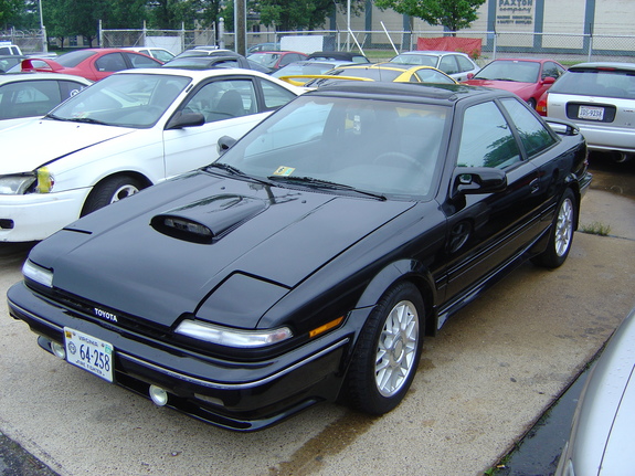 Modifikasi Mobil Sedan Hitam