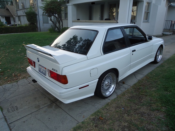 Bmw E30 M3 White