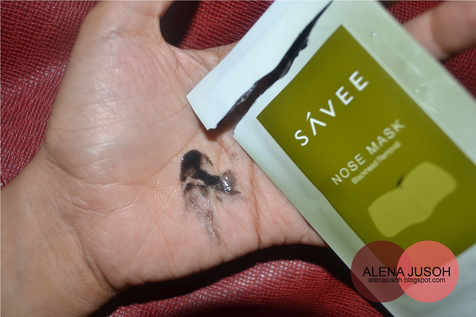 Royal Blue: Savee Nose Mask Blackhead Removal