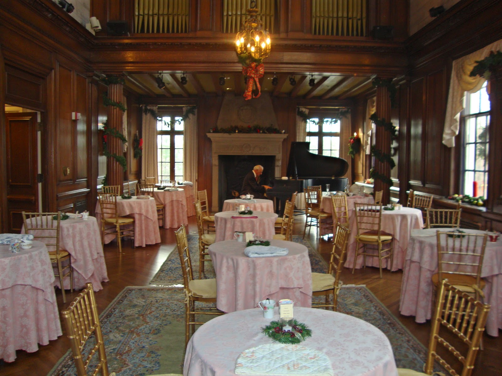 Christine's Circles : High Tea at The Mansion at Strathmore
