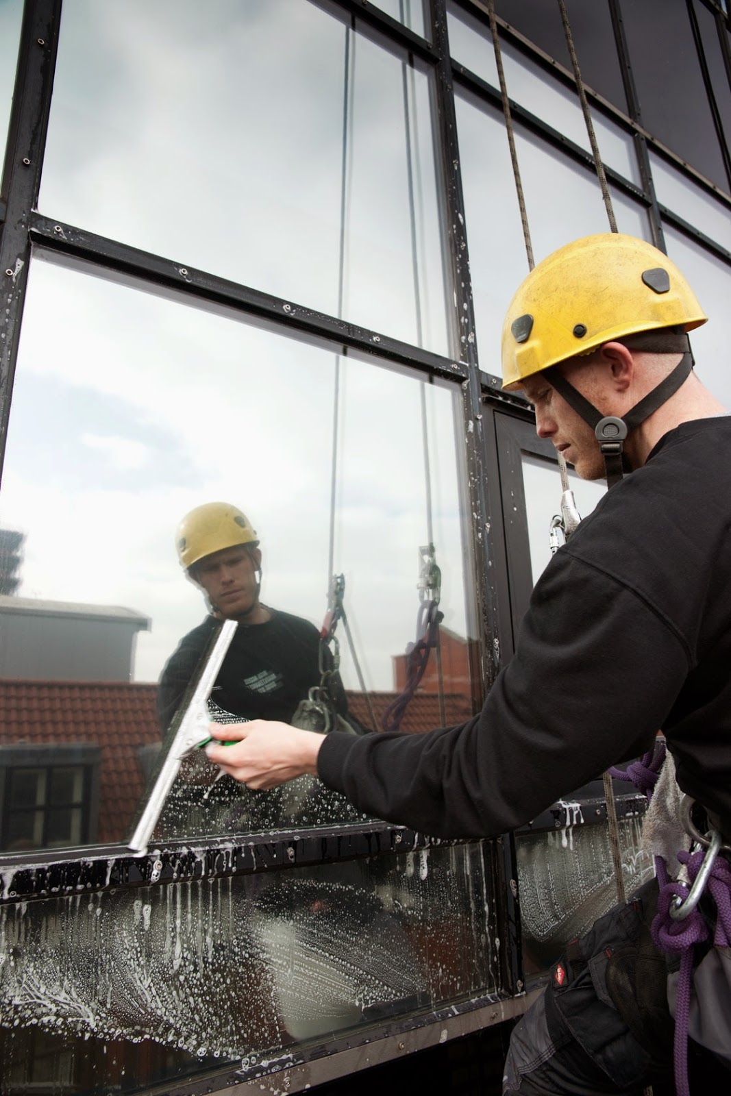 DYNAMIC ACCESS : Industrial Rope Access - Safety and Benefits of ...