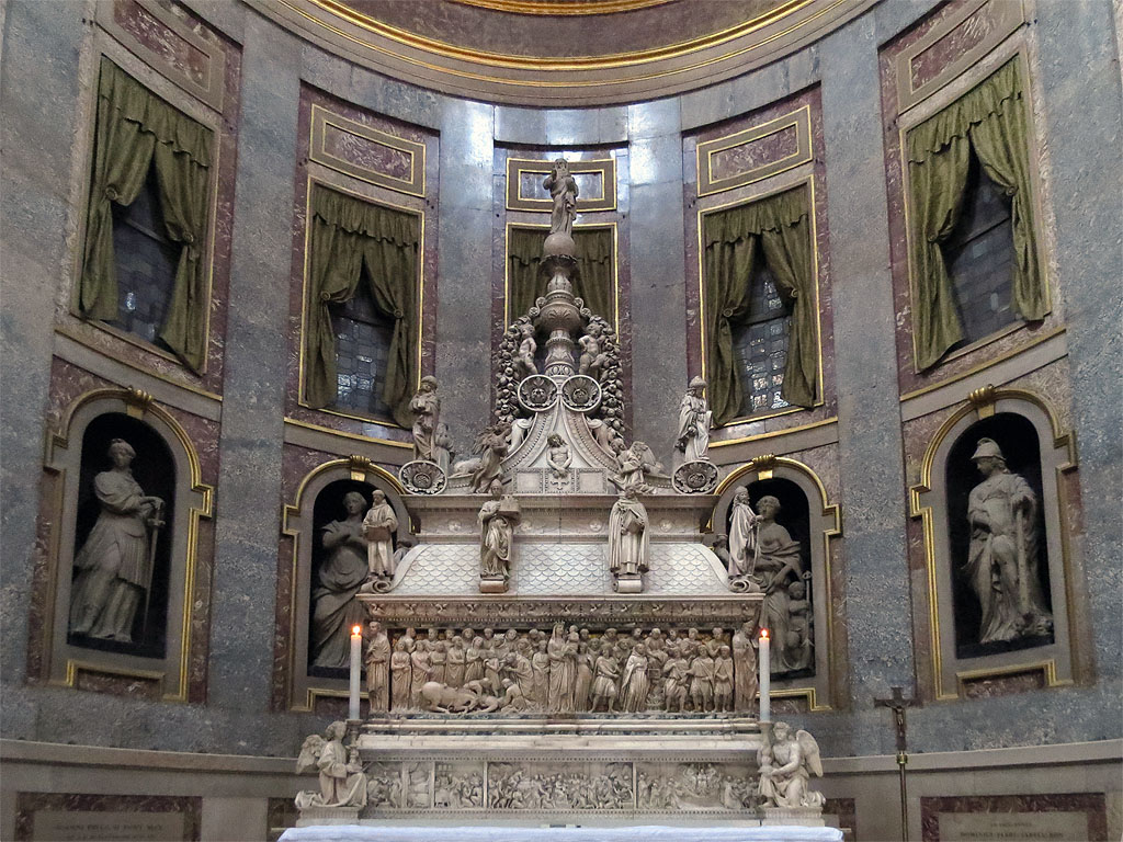 Daily Photo Stream: Arca di San Domenico