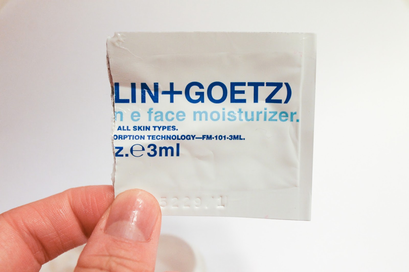 How To: Store Skincare Samples - The Bella Insider