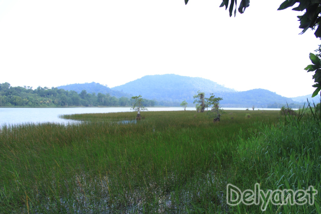 - WISATA SAMBAS KAL-BAR