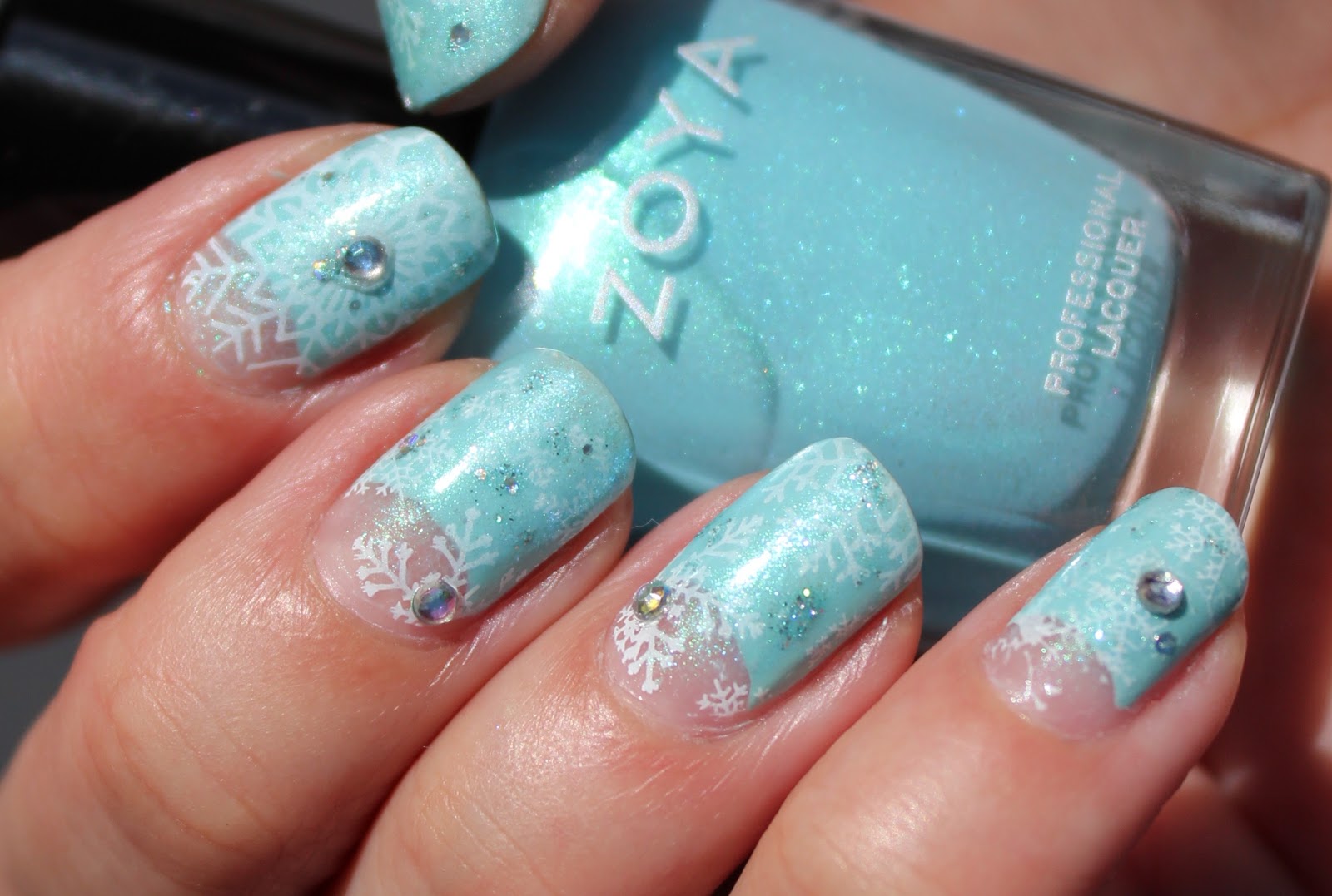 Nail Art │ Snow and Ice Nail Design / Polished Polyglot