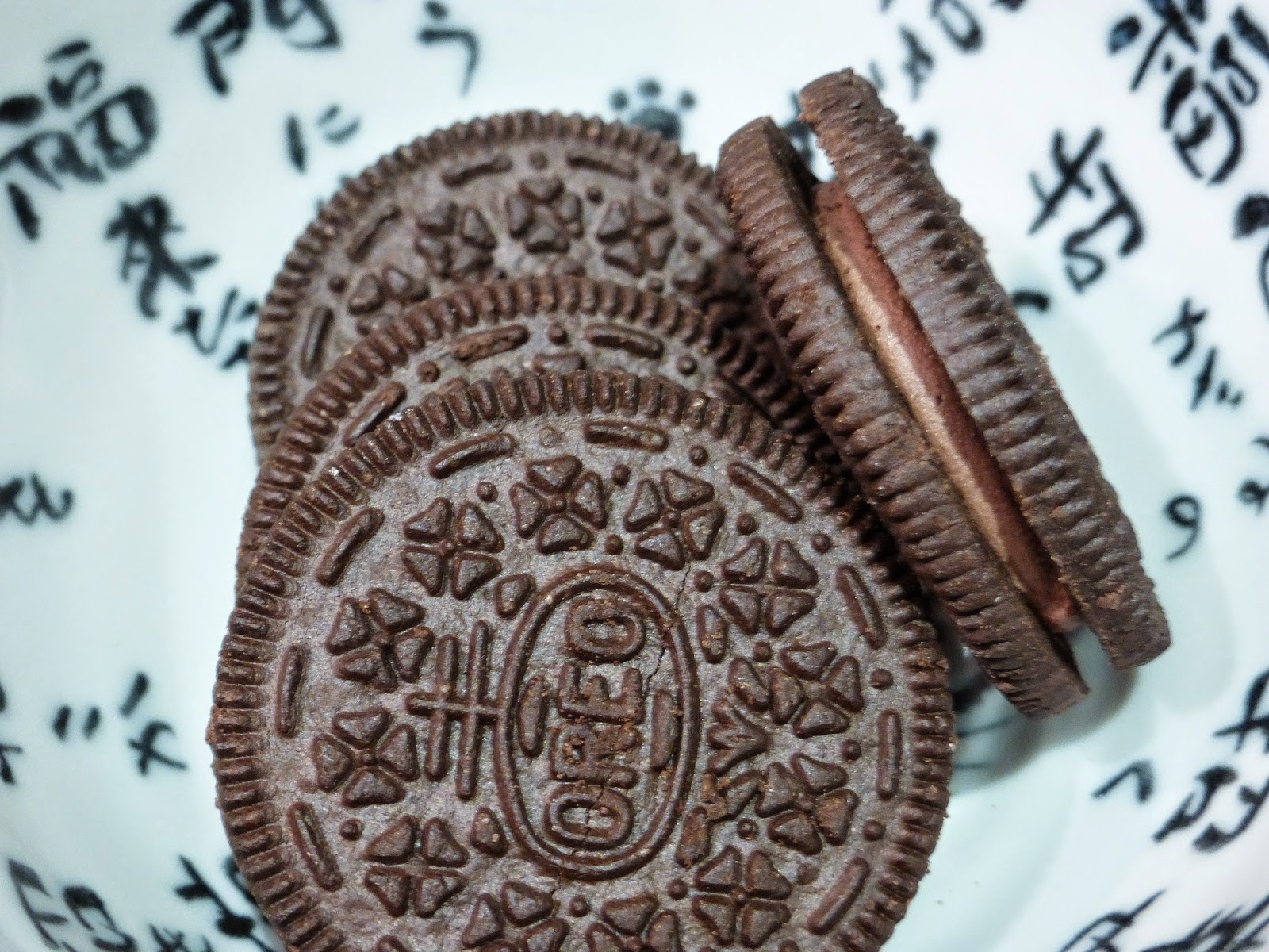 Red Velvet Oreo Cheesecake Apam Balik – Recipe