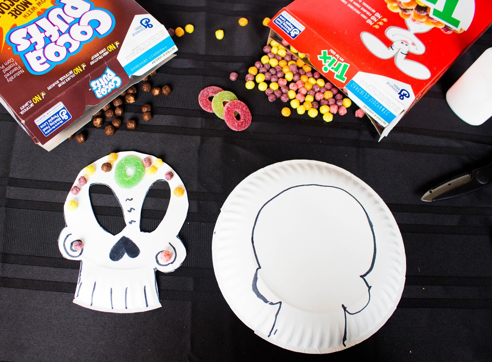 Dia De Los Muertos Kids Craft: DIY Sugar Skull Mask — New Mom in a New Era