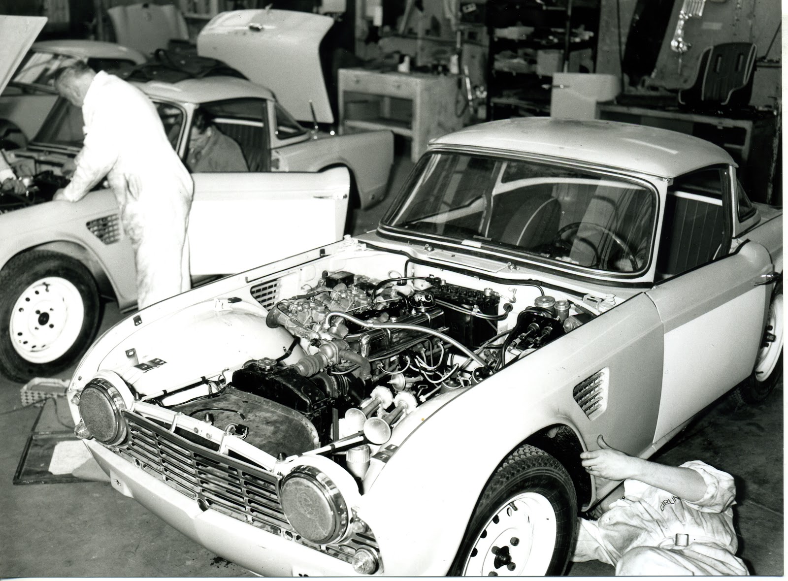 Revington TR - Triumph TR Specialists: Triumph TR4-6VC - Photo's of the ...