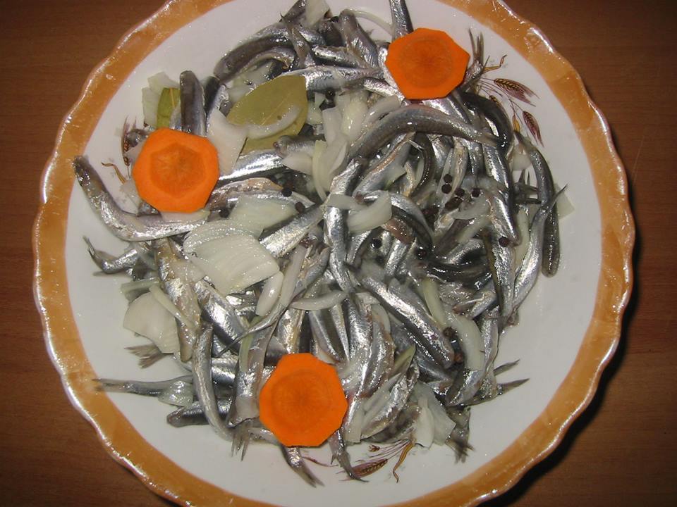 IUBESC VIATA: Hamsii marinate - cum se pregatesc - reteta