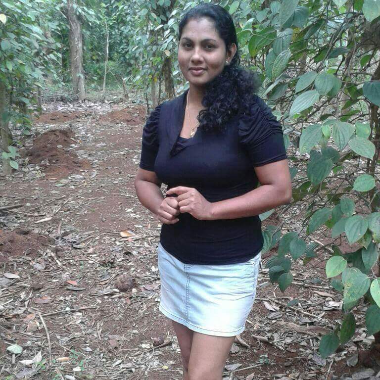 Sri Lankan Sexy Girls Photos | Videos: Lankawe sexy kello