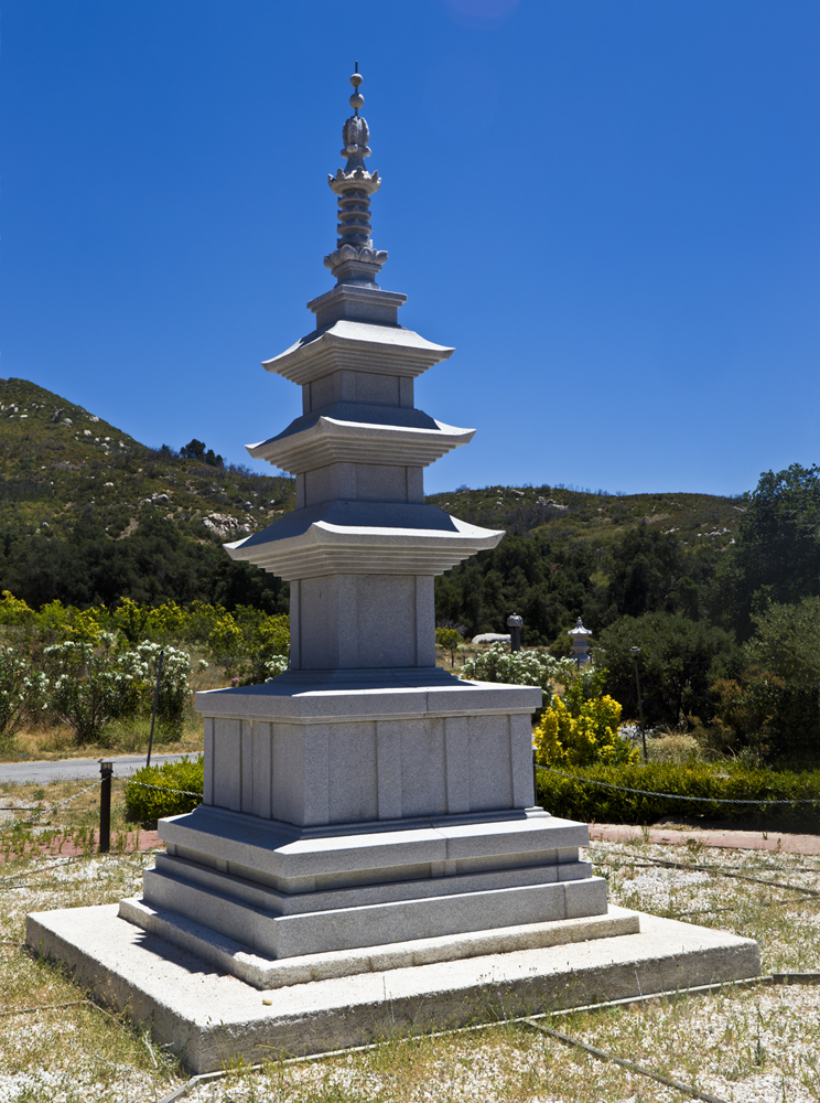 USA Diamond Zen Center: Sakyamuni Pagoda Detail