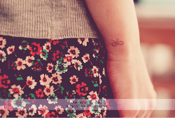 27 Mini Tatuagens para você se inspirar