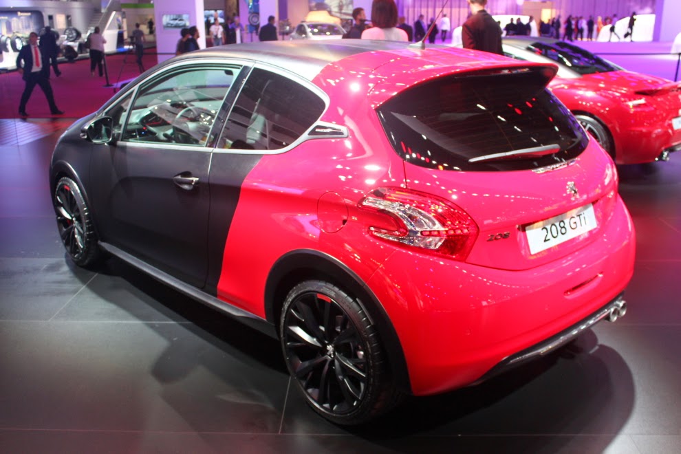 .: Salón de Paris 2014- Peugeot 208 GTI 30Th - Fotos Datos y Video