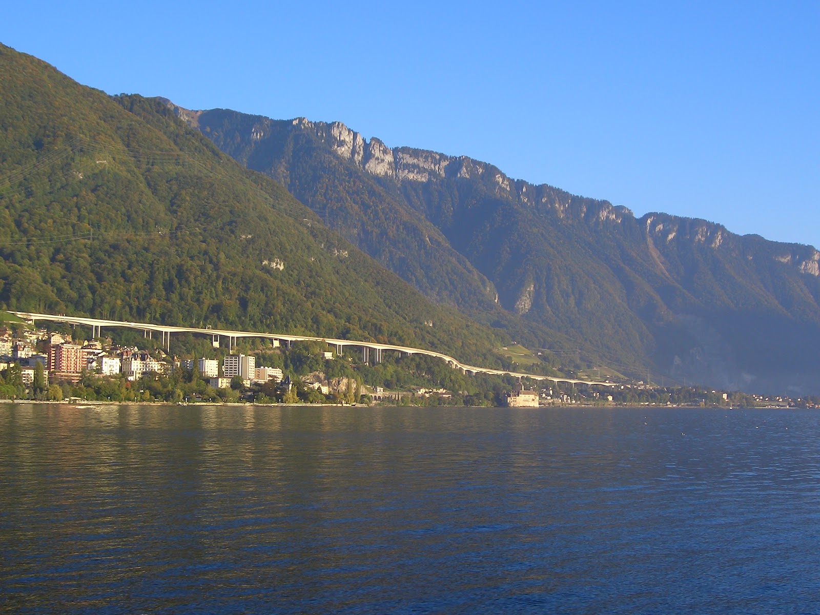 Conoce más la cara interior de Suiza: Fotos del lago Lemán