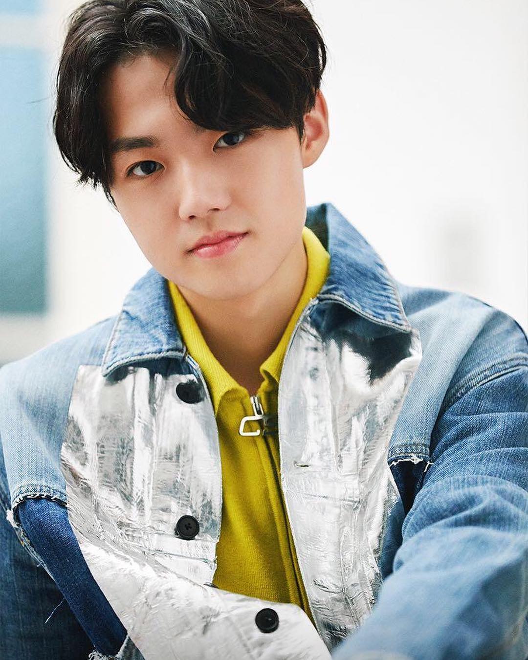 YG Treasure Box Team A Interview + Performance - YG Treasure