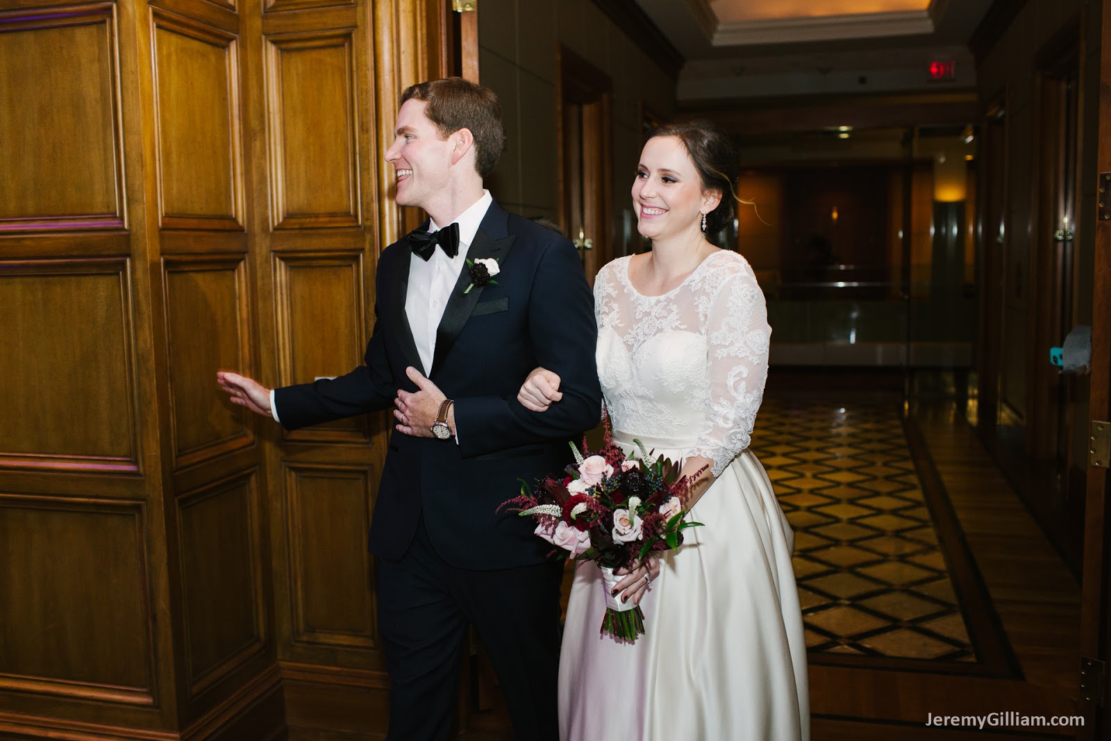 Fleurs de France: Grace & Sam Driscoll