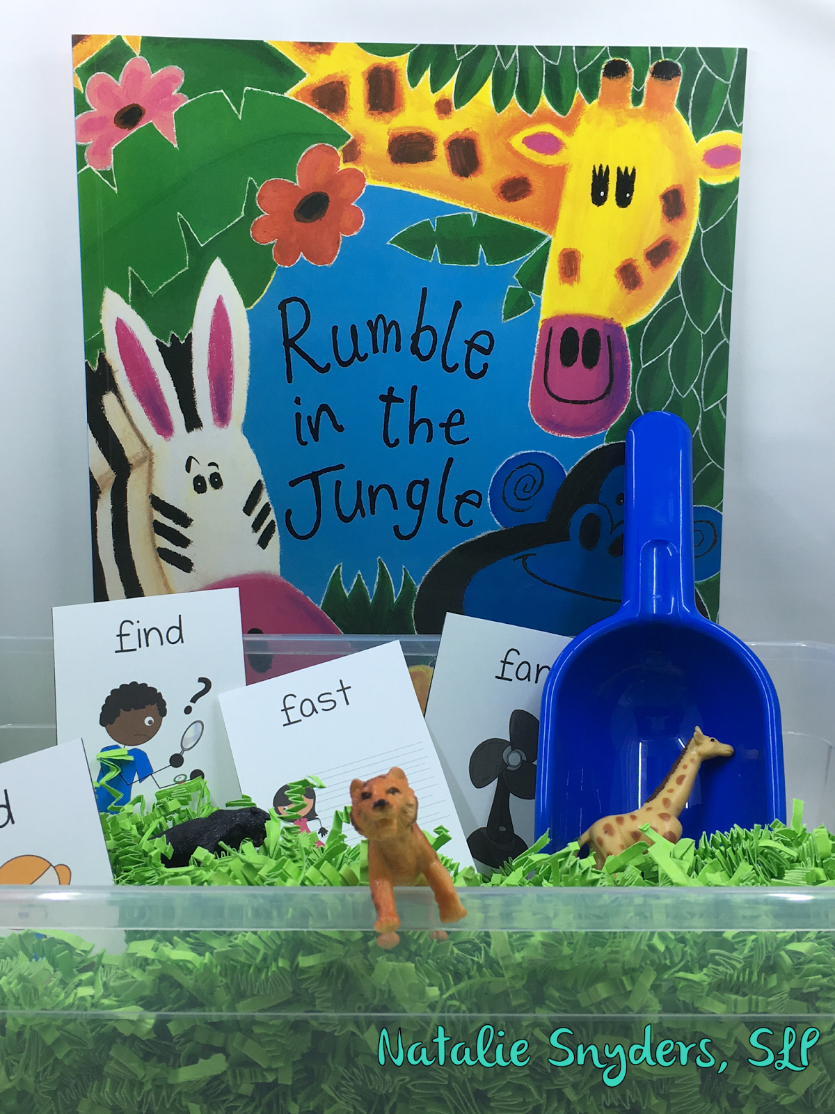 Safari Themed Sensory Bin For Speech Language Therapy