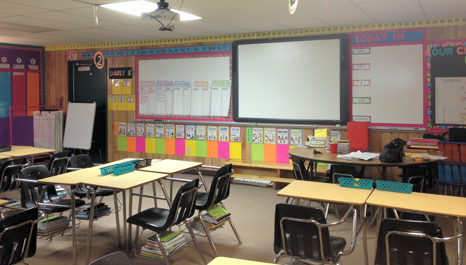 teacherific: Classroom Reveal!