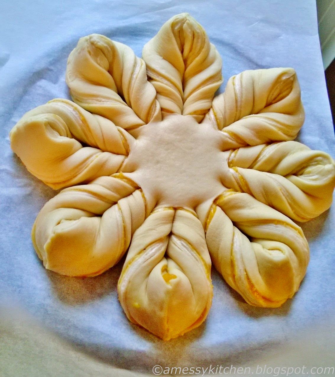 Apricot Cream Cheese Flower Loaf