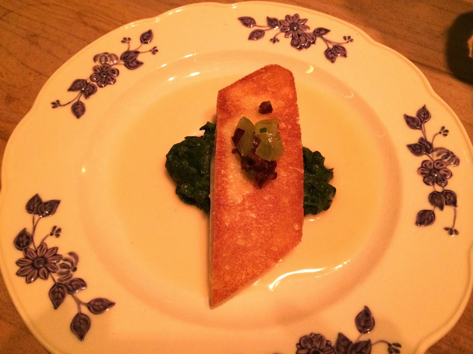 LAS VEGAS DAZE: Rose.Rabbit.Lie-It's a restaurant, it's a show, it's fun!