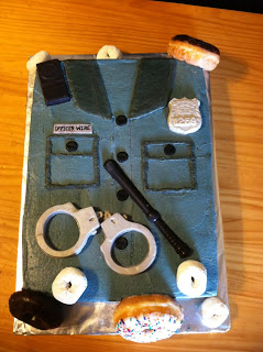 YAYA CREATIONS 3: Police Cake
