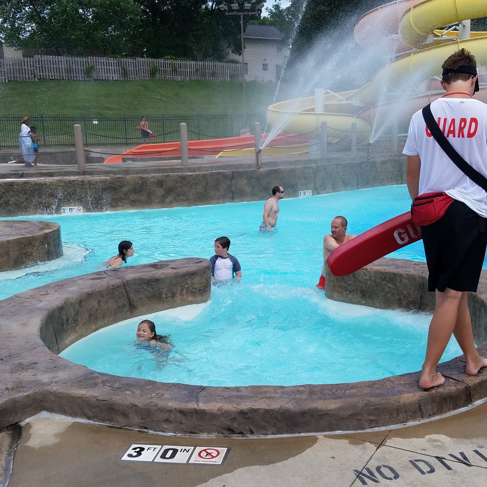 Play St. Louis: White Birch Bay Aquatic Center, Hazelwood