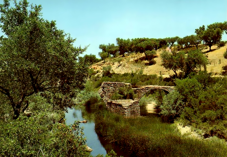 Retratos de Portugal: Lavre - Ruínas da Ponte Romana