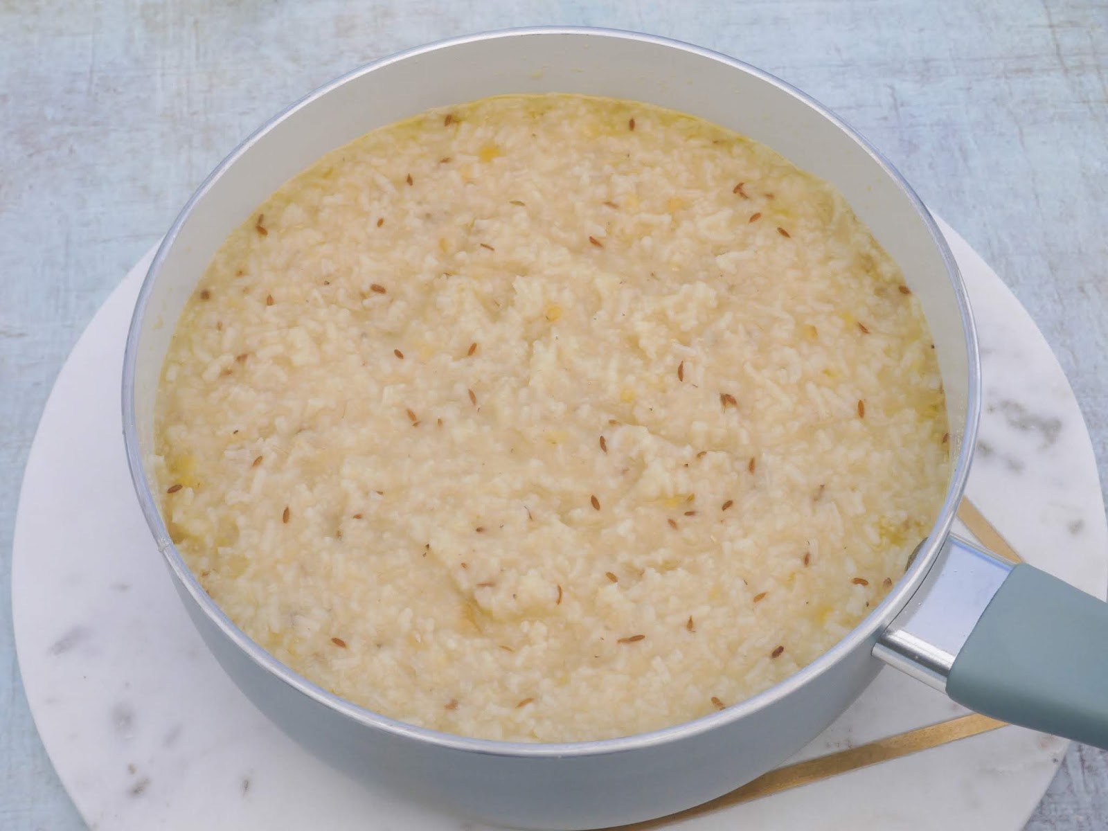 This Muslim Girl Bakes: Our House Kichri.