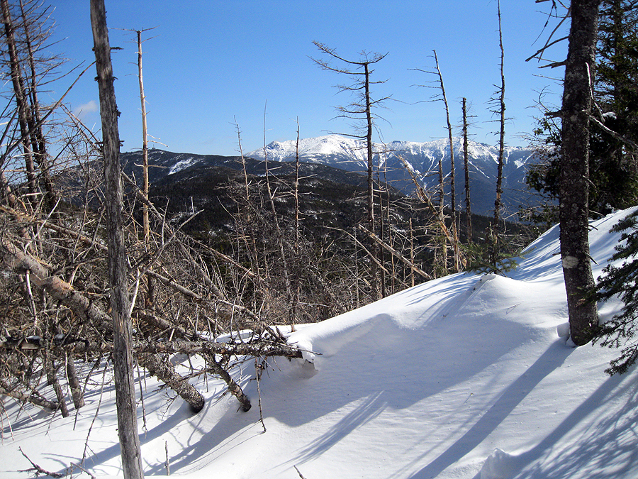Hiking in the White Mountains: Still Winter in Franconia Notch