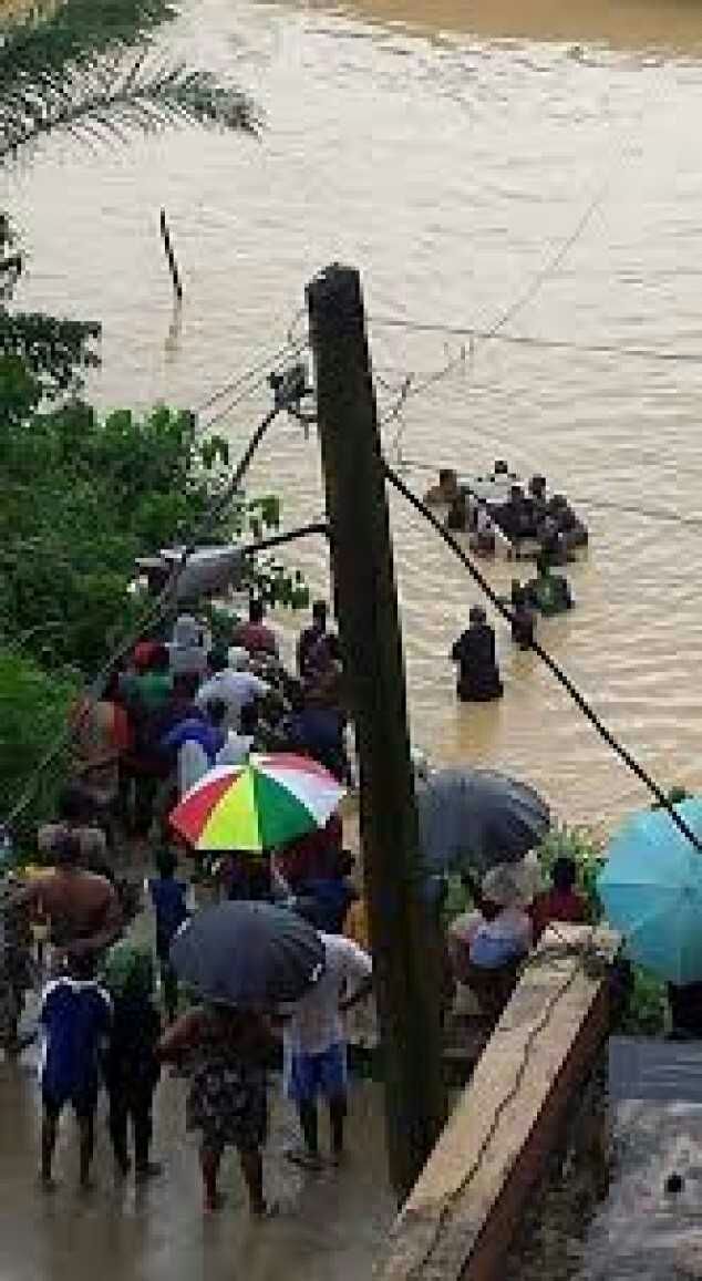 richest: Flood-hit Cameroon, 4 dead and forced more than 80,000 from ...