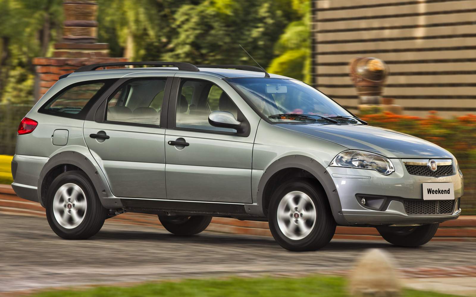 Fiat Palio Weekend 2015: preços, consumo e especificações