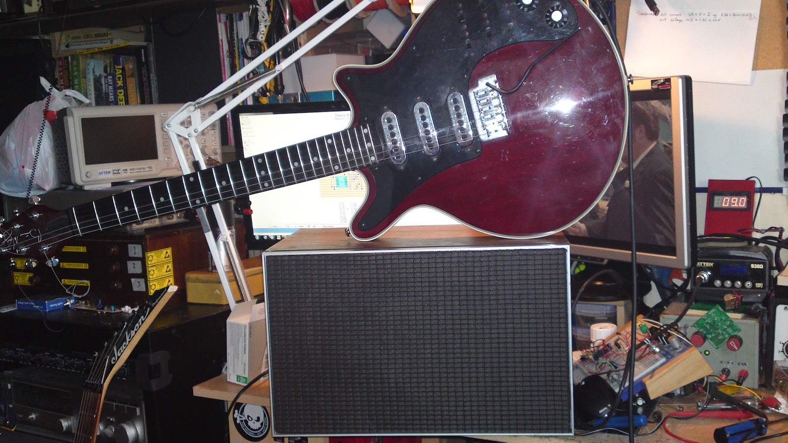 Paul In The Lab: Brian May Deacy Amplifier Stripboard Veroboard Layout