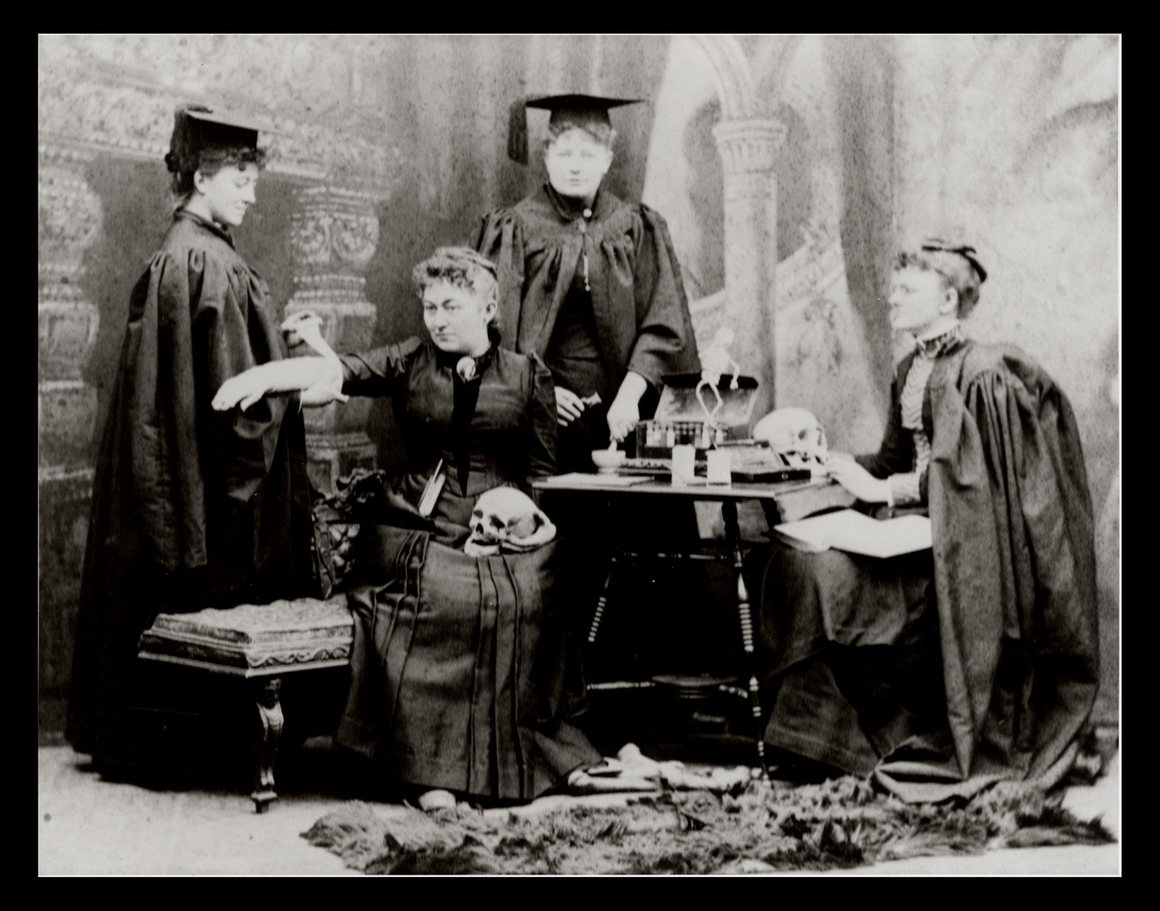 Rare Vintage Photos Capture Student Life at the World's First Medical ...