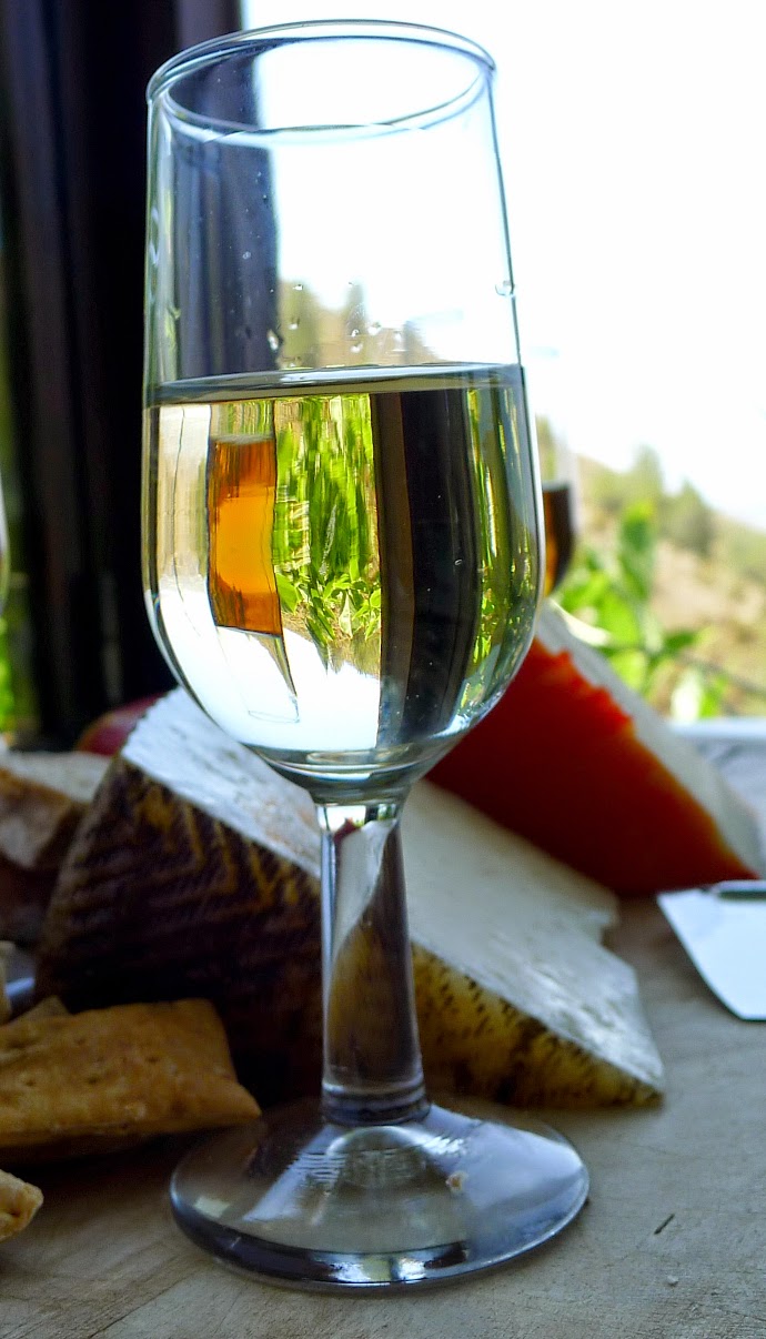 MY KITCHEN IN SPAIN: SHERRY--THE WINE THAT GOES WITH EVERYTHING