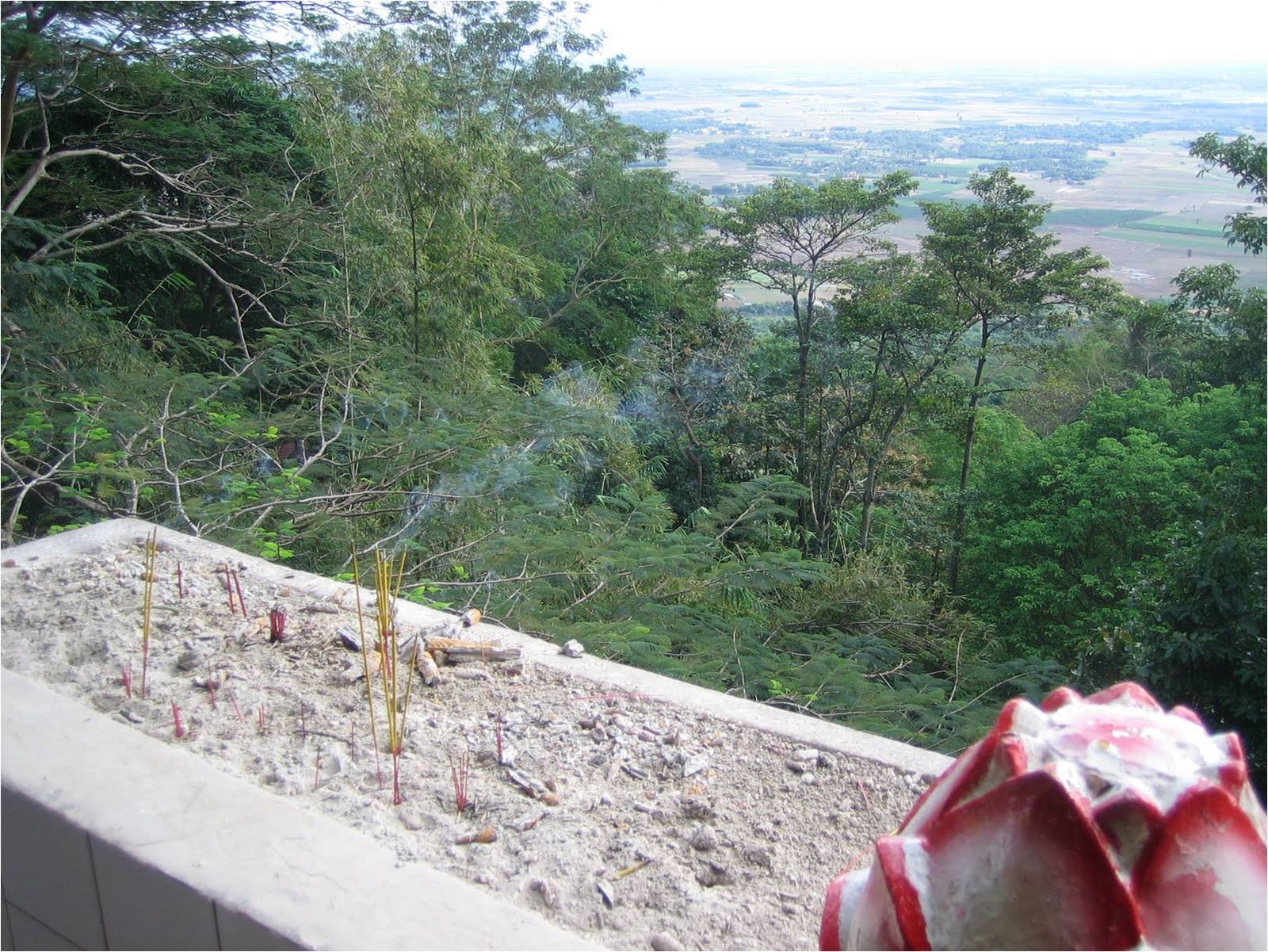 A Book About Cambodia: Nui Ba Den - Vietnamese Travel Spots