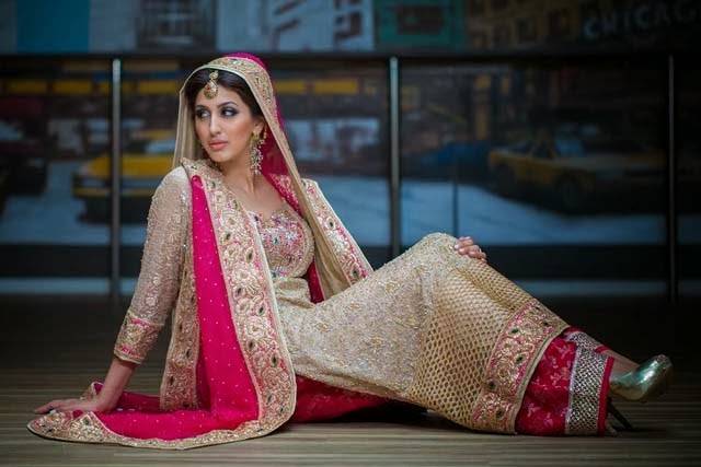 Banknotes and Coins: Foto Mode Dames Jurken uit India en Pakistan