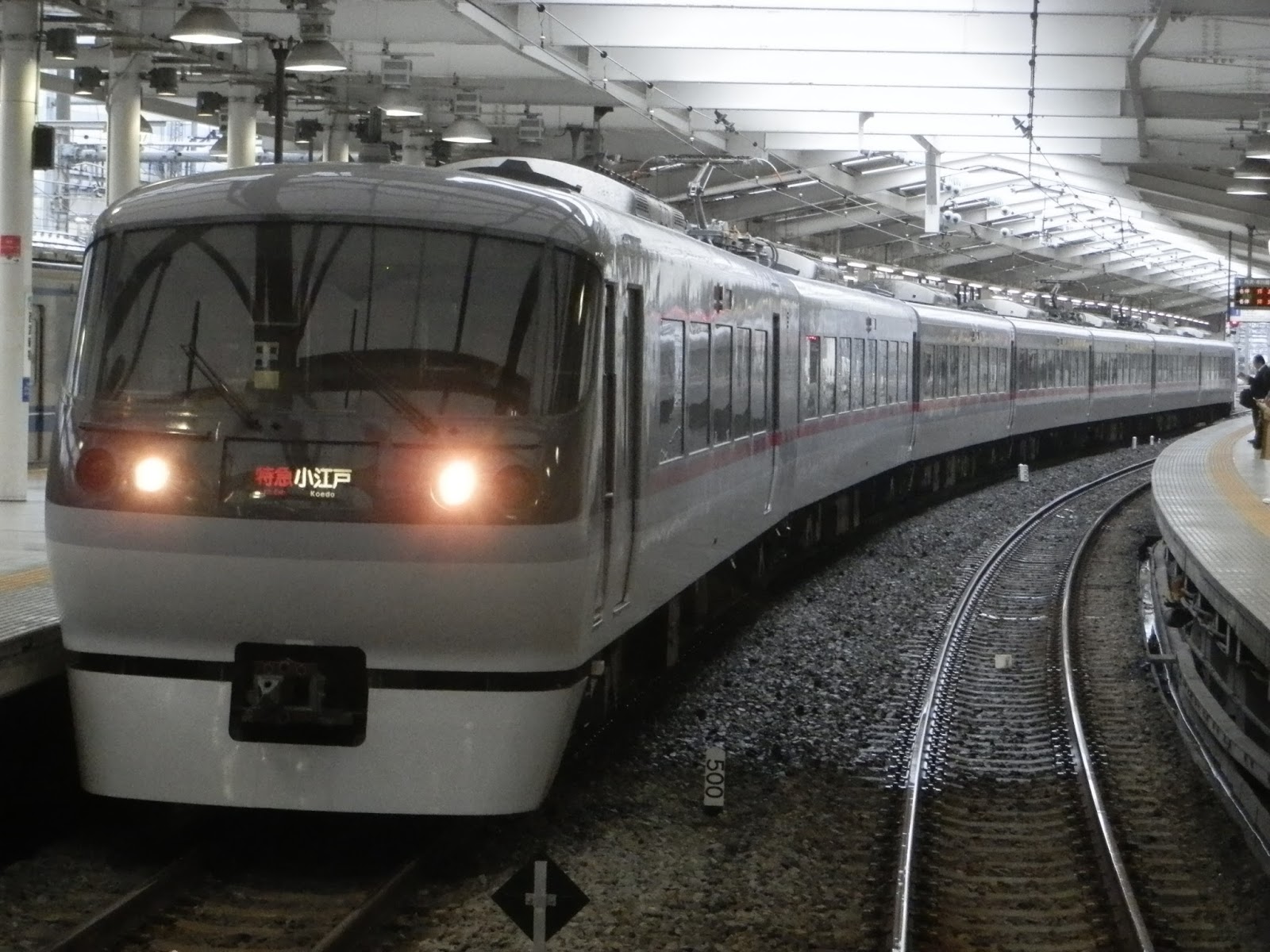 小田急沿線住み鉄道ファン日記: 【“先輩”がいる富山へ？】西武鉄道10000系10102Fと10106Fの4両が富山地方鉄道へ譲渡か