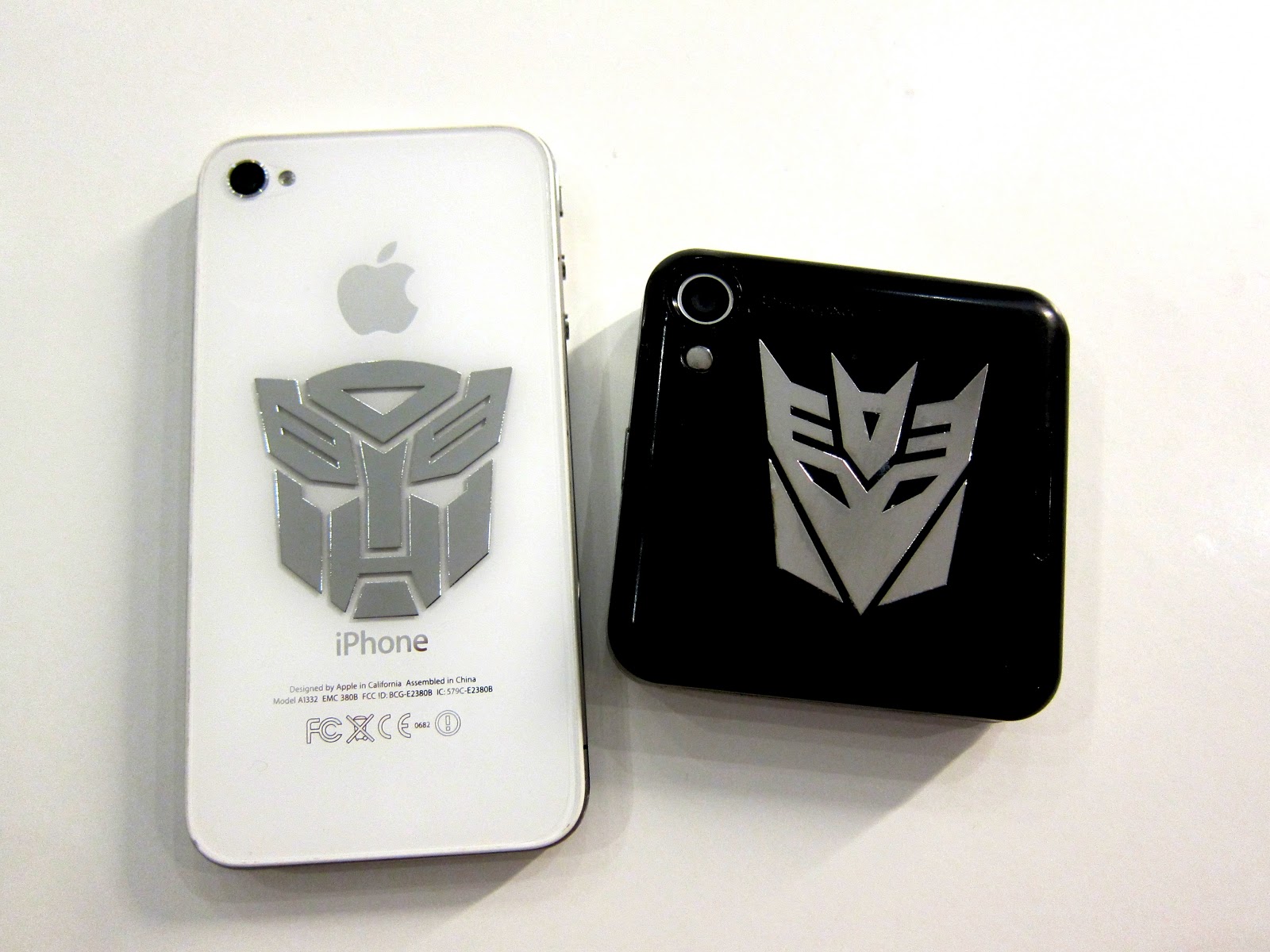 Heroic Decepticon: Pick of the Day - Transformers emblems on our phones