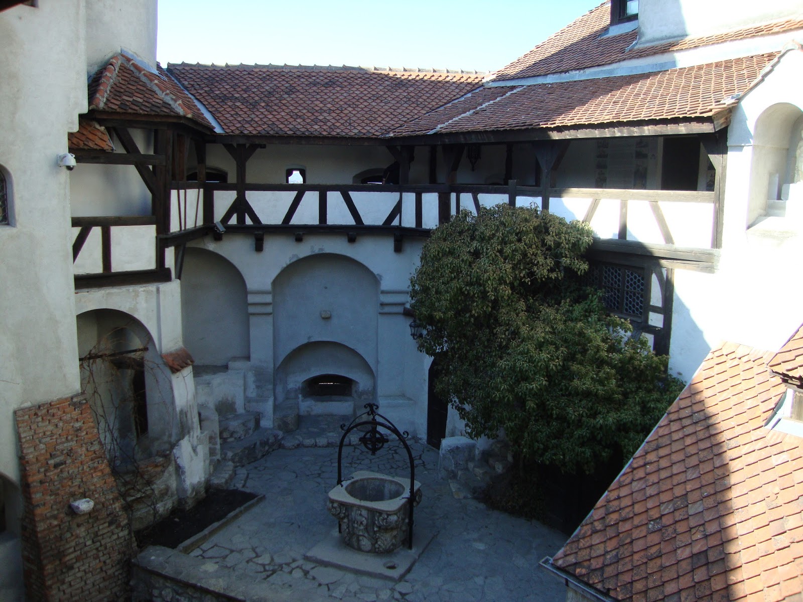 TUDOR PHOTO BLOG: Castelul Bran - Bran Castle,judetul Brasov,Romania
