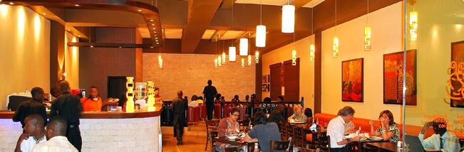 A Muzungu's Food Reviews: Lunch, Cafe Java, Oasis Mall, Kampala