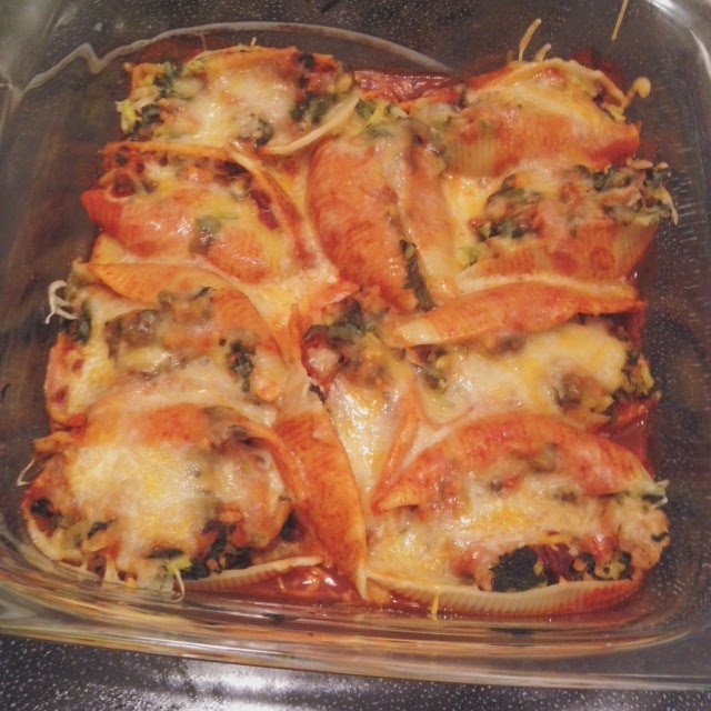 The Bug That Fleeps: Foodie Friday: Ground Turkey & Spinach Stuffed ...