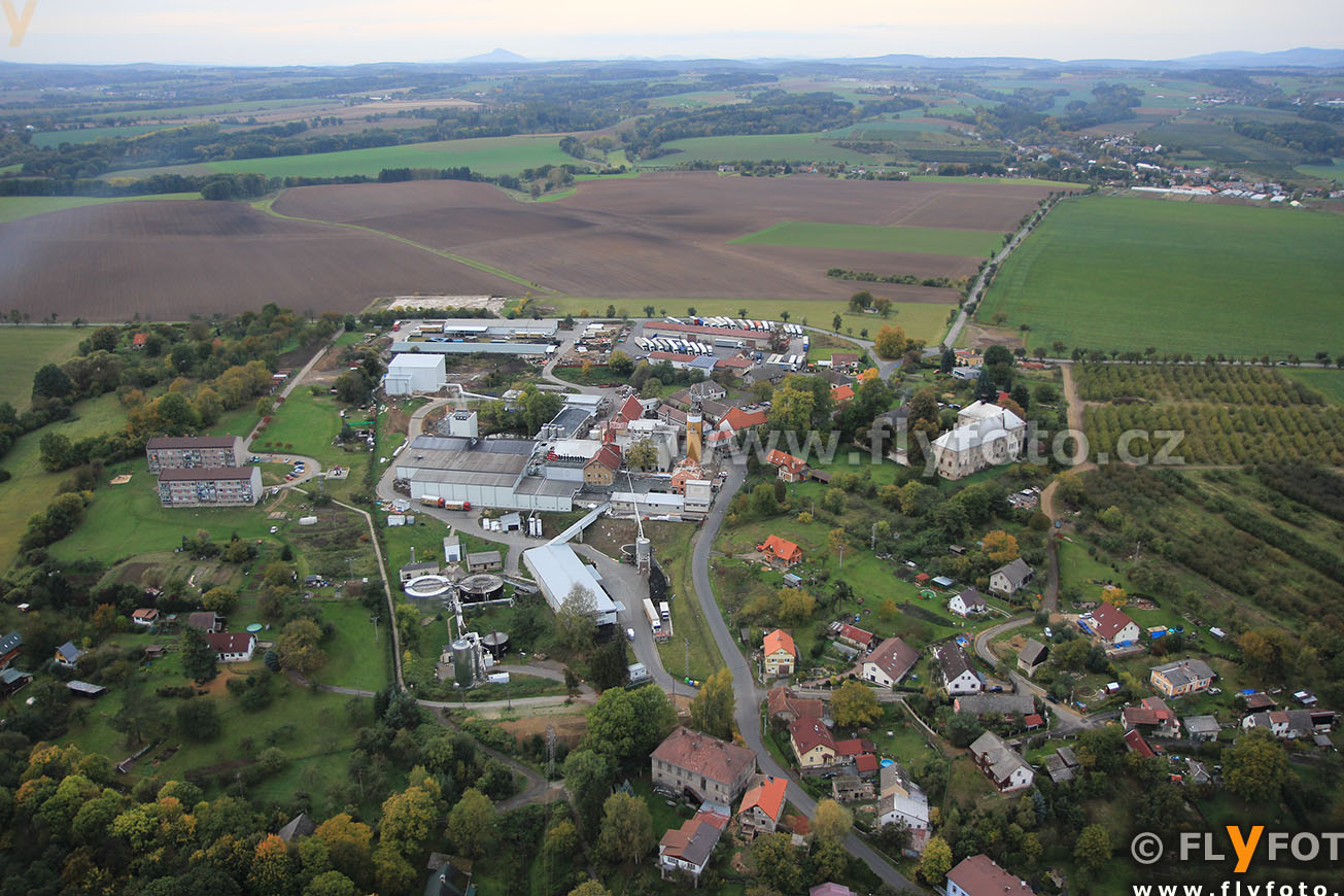 FLyFOTO letecká fotografie a video: Svijany
