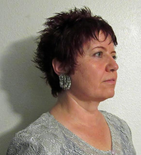 Writer's Revolution: Book Tour: Once Upon Two Kingdoms by Anna Del C. Dye