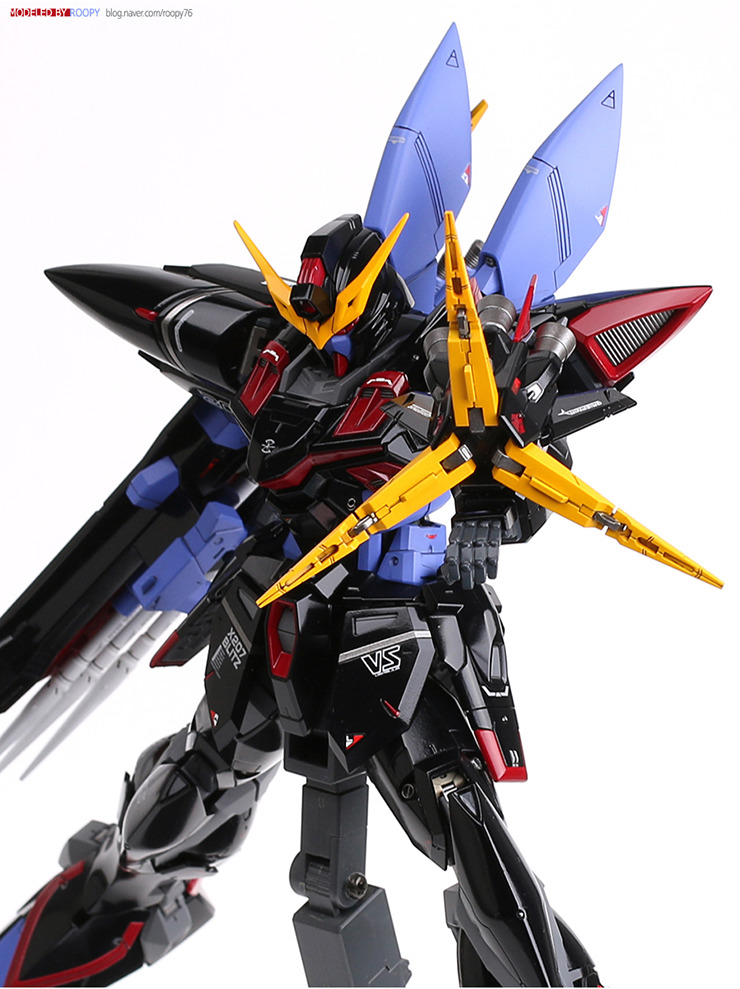 GUNDAM GUY: MG 1/100 Blitz Gundam - Painted Build