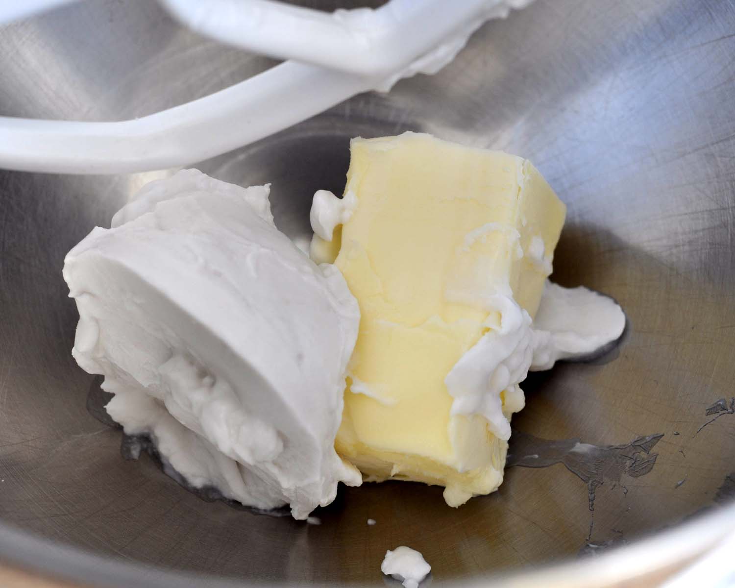 Beki Cook's Cake Blog: Banana Pina Colada Cupcakes