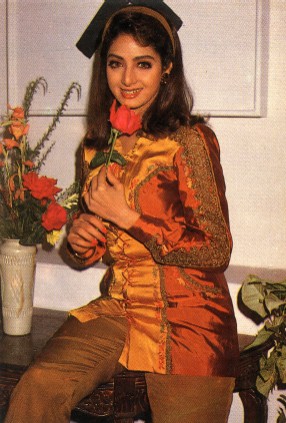 Laadla Movie Online - Mill Clothing