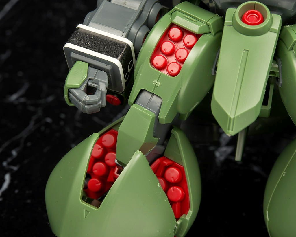 GUNDAM GUY: HGUC 1/144 AMX-102 ZSSA [Unicorn Ver.] - Review by Hacchaka