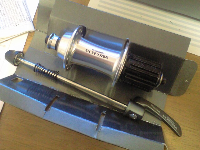 FCM: Mazas Shimano Ultegra Hb Fh-6600 Delantera Y Trasera 8-9-10v